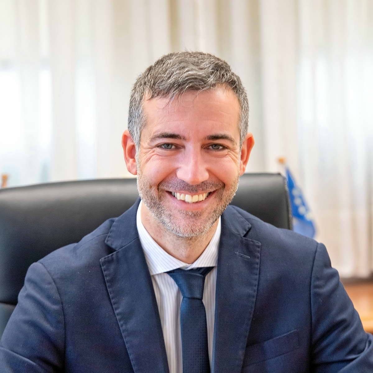 Για πρώτη φορά το Δημόσιο προβάλει δικαιώματα ιδιοκτησίας στα Ιόνια ...